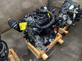 CADILLAC 300-10831 Engine